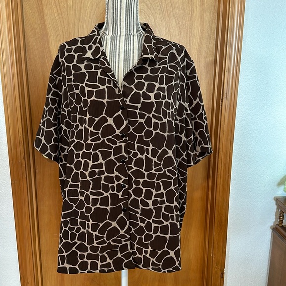 Donnkenny | Tops | Womans Donnkenny Blouse Size 3x Button Up Short ...